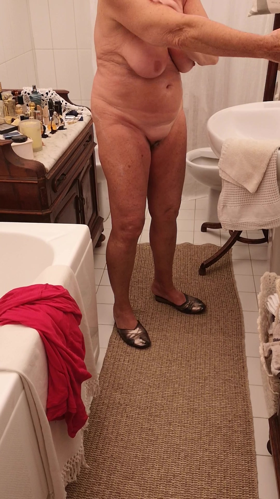 Mia Moglie Tutta Nuda Amaporn
