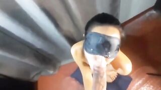 La troia del cornuto si diverte con la minchia - AmaPorn