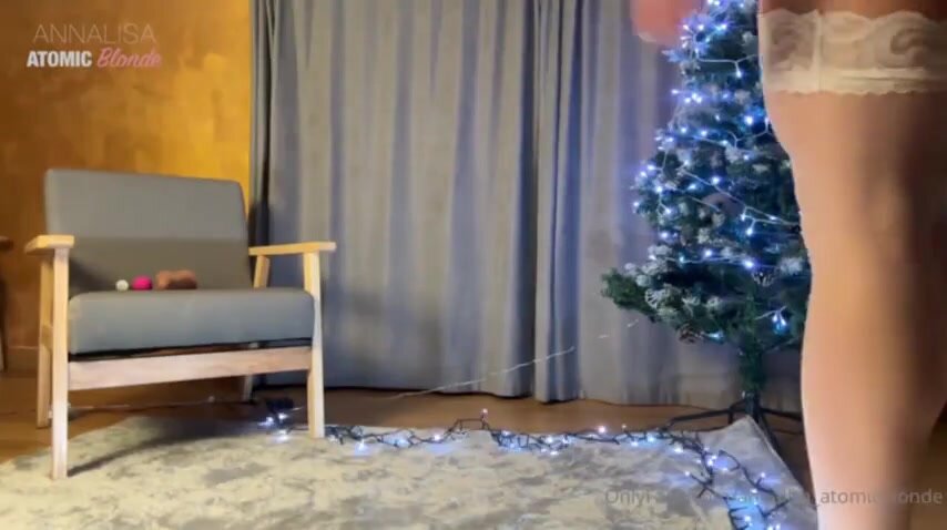 Regala Al Suo Amante Un Video Porco Sotto Lalbero Amaporn